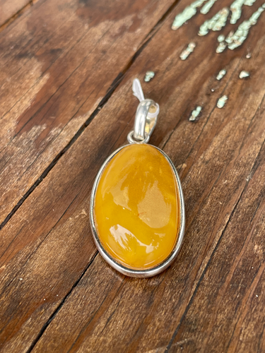 Butter amber butterscotch colour pendant | justjewellery