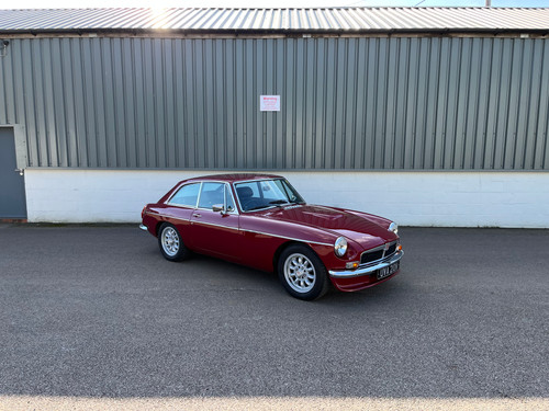 MGB GT V8 | Classic & Sports Car