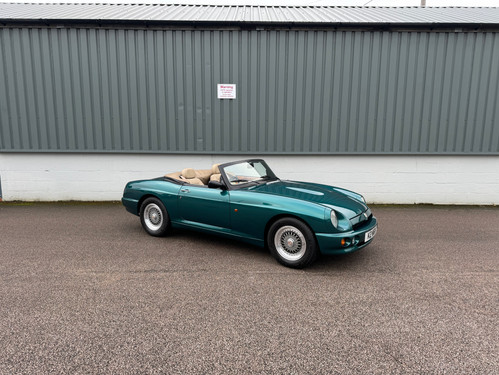 MG RV8 | Classic & Sports Car
