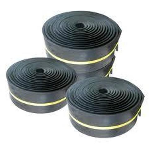 SKIRTING RUBBER