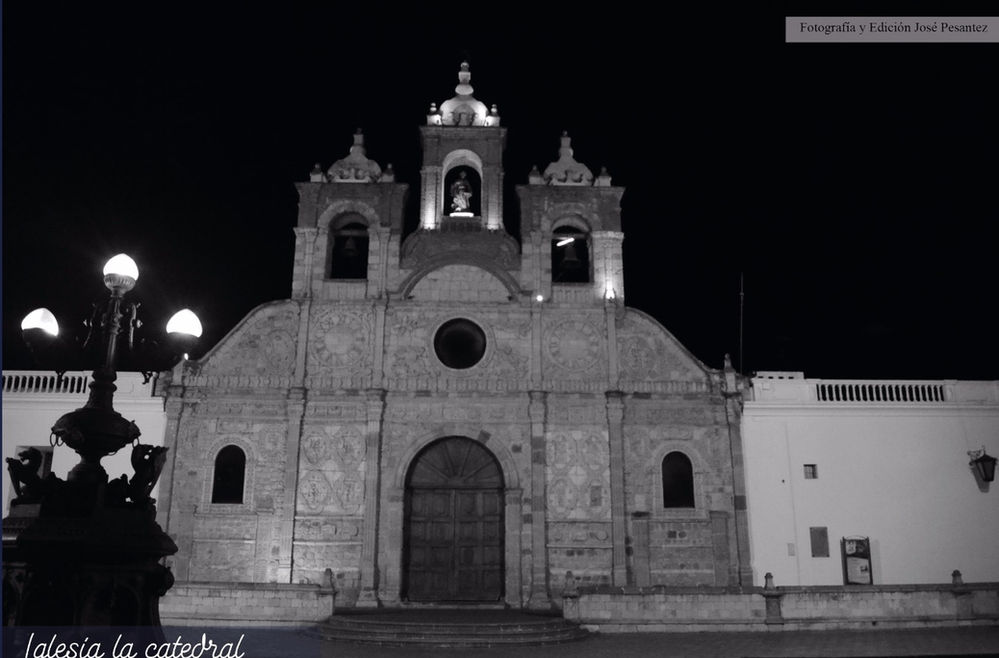 CATEDRAL DE RIOBAMBA - ECUADOR