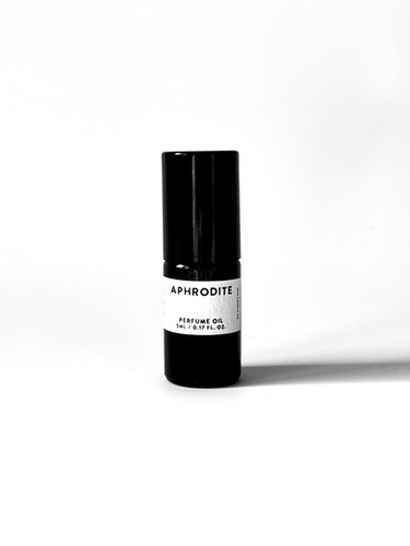Aphrodite Natural Perfume Oil | 6pm Candle Co.