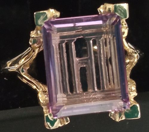 Gold Temple Ring | The Temple Institute
