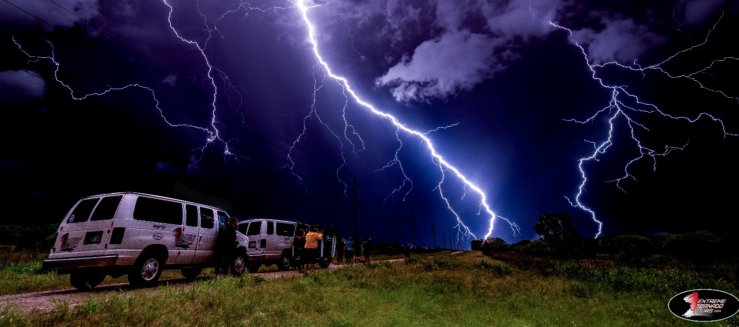 Storm Chasing Tours and Vacations | Extreme Tornado Tours