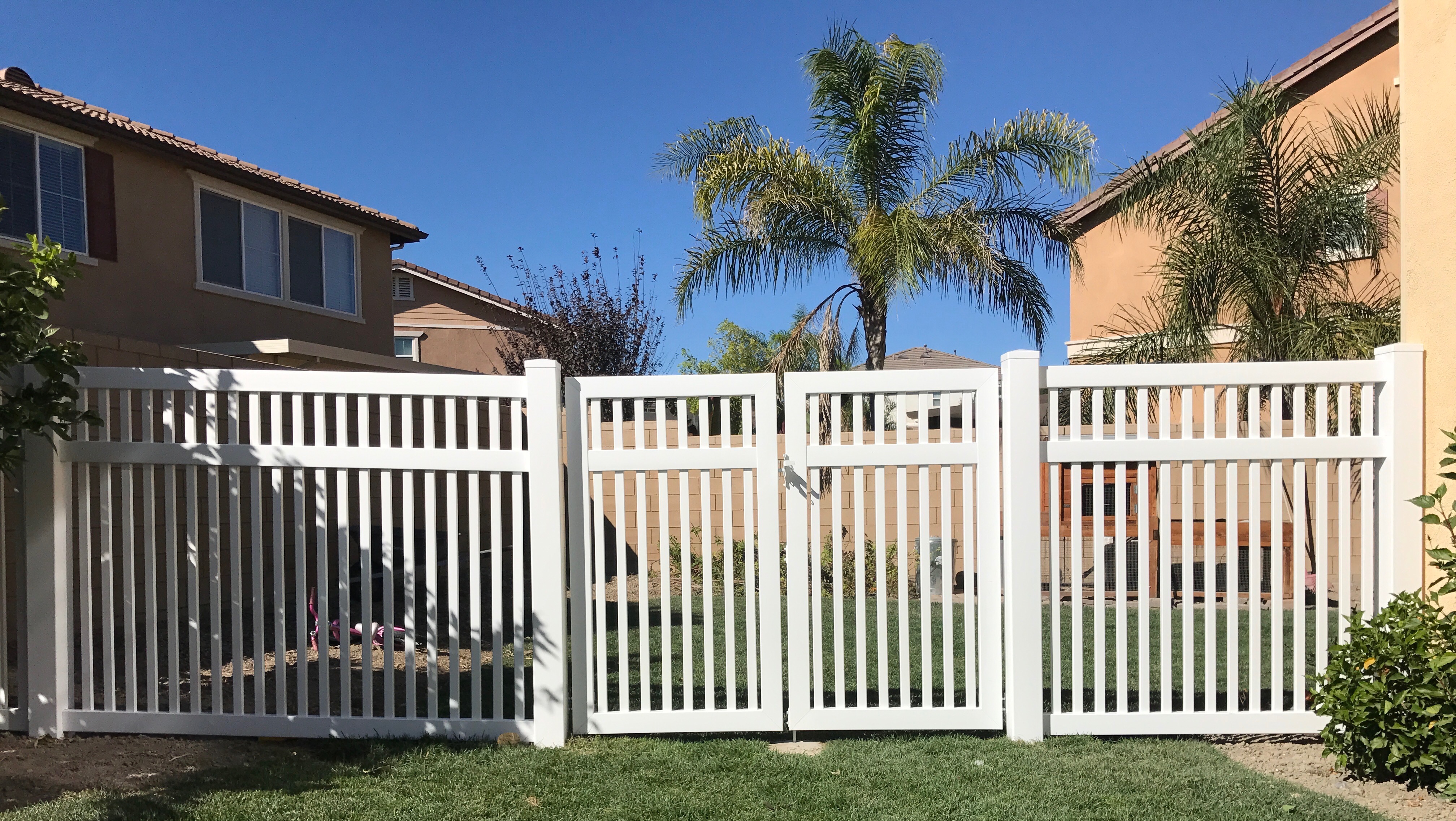 "Vinyl Fence Riverside" "Vinyl Fence Corona"