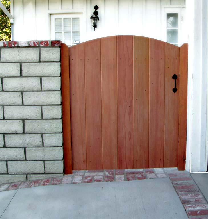 Wood Gate | alpha-company