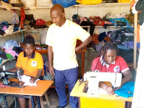 Pathway Foundation for Health and Economic Empowerment (PFHEE) | Health promotion