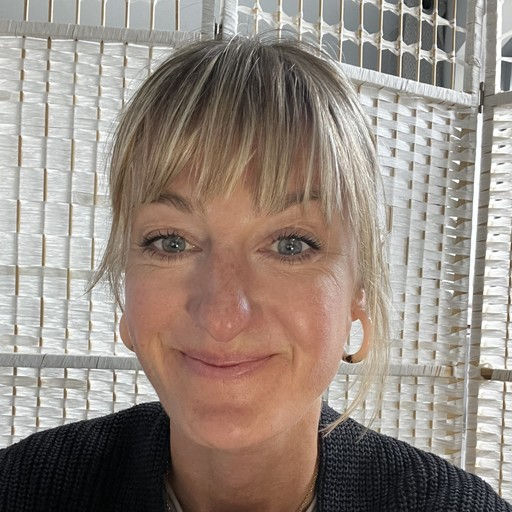 Dr Alice Thomas | Bristol Menopause