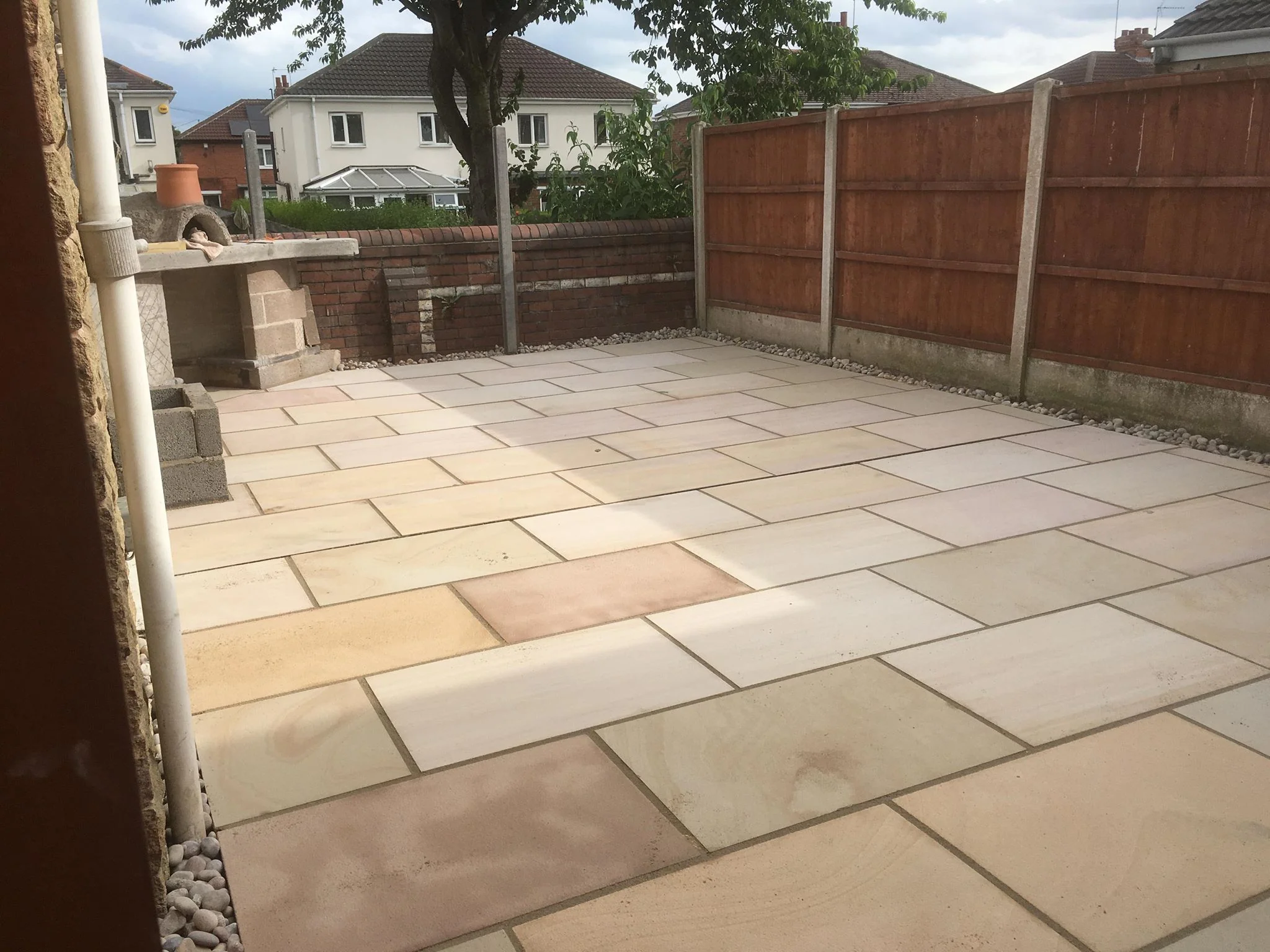 Raj Blend Indian Sandstone Paving Slabs - Sawn & Honed - 900x600 - 20mm ...