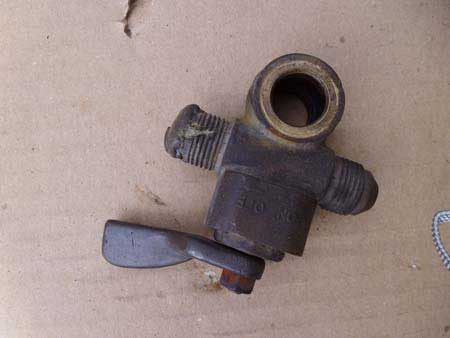 Ford 4000 Hydraulic Tap | Pocock