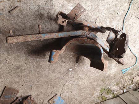 Ford 3000 front axle support | Pocock