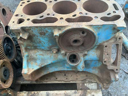 Ford 2000/3000/4000 cylinder block | Pocock