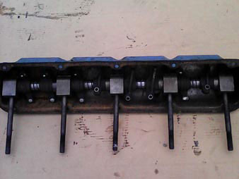 Ford 5000 rocker cover and rocker assy | Pocock