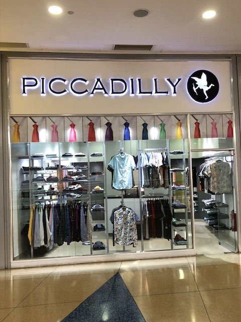 Piccadilly, F-08