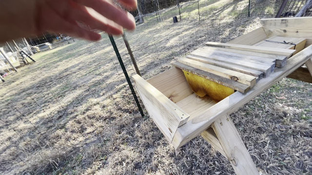 The 5 Simple Steps, 6 minutes Easy-Peasy Vertical to Horizontal Hive ...