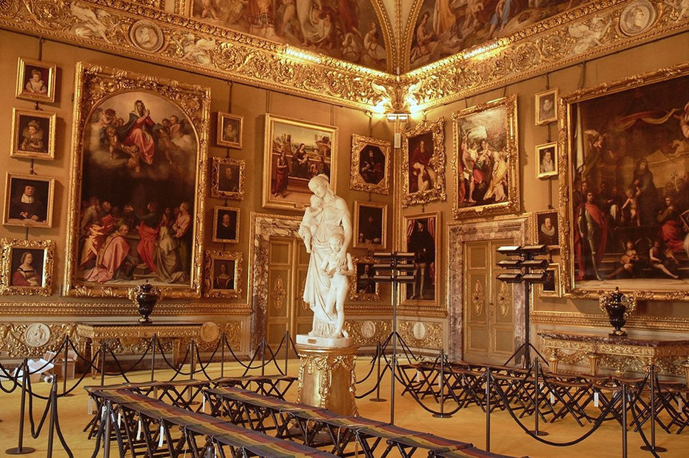 Guide To the Treasures of the Pitti Palace in Florence Italy