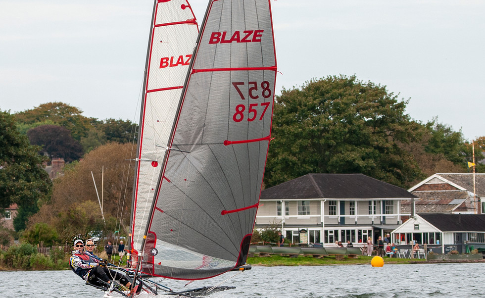 HOME | Blaze Sailing