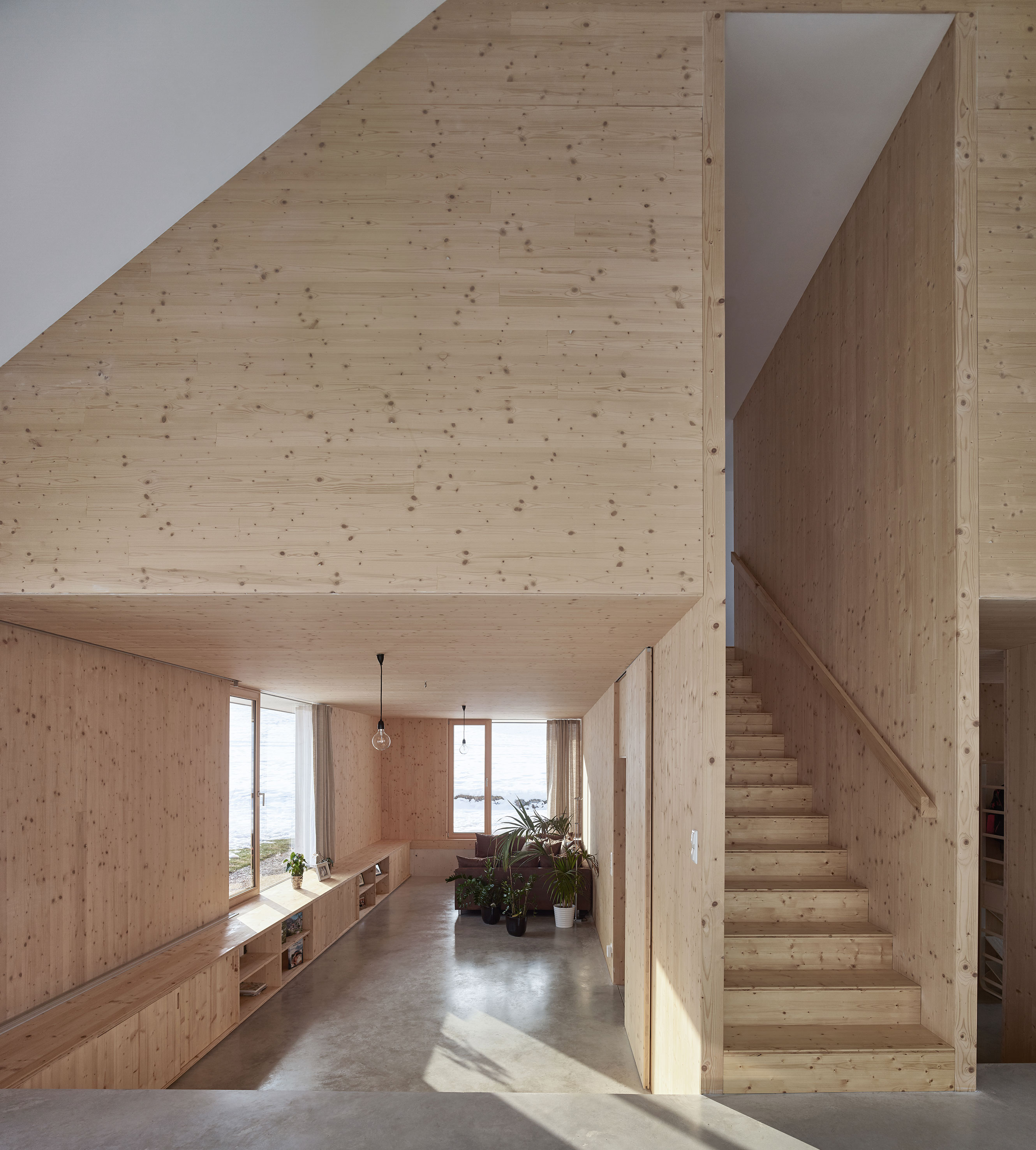 Haus mit GIEBEL | mia2