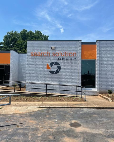 It's Time to Replace your Old Business Sign