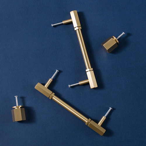 HEIDI HANDLE | GIA Studio