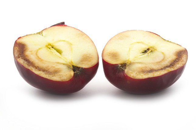 ¿Es perjudicial si se oxida la fruta?