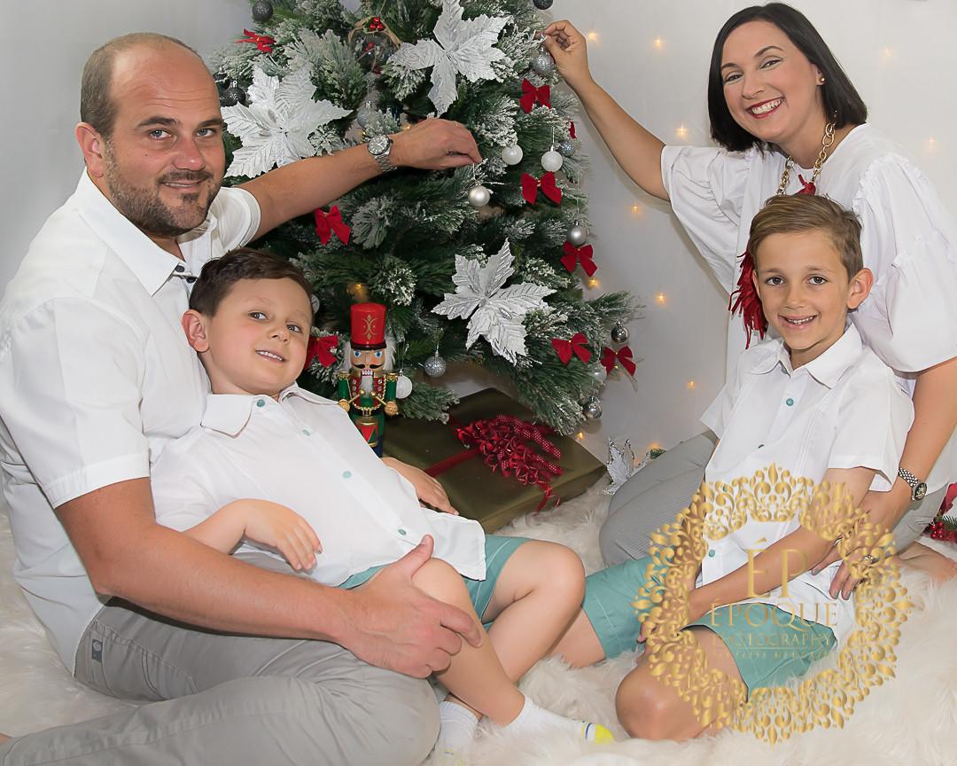 Époque Photography | Mendes Rivas Family Xmas 2018 Mini Session