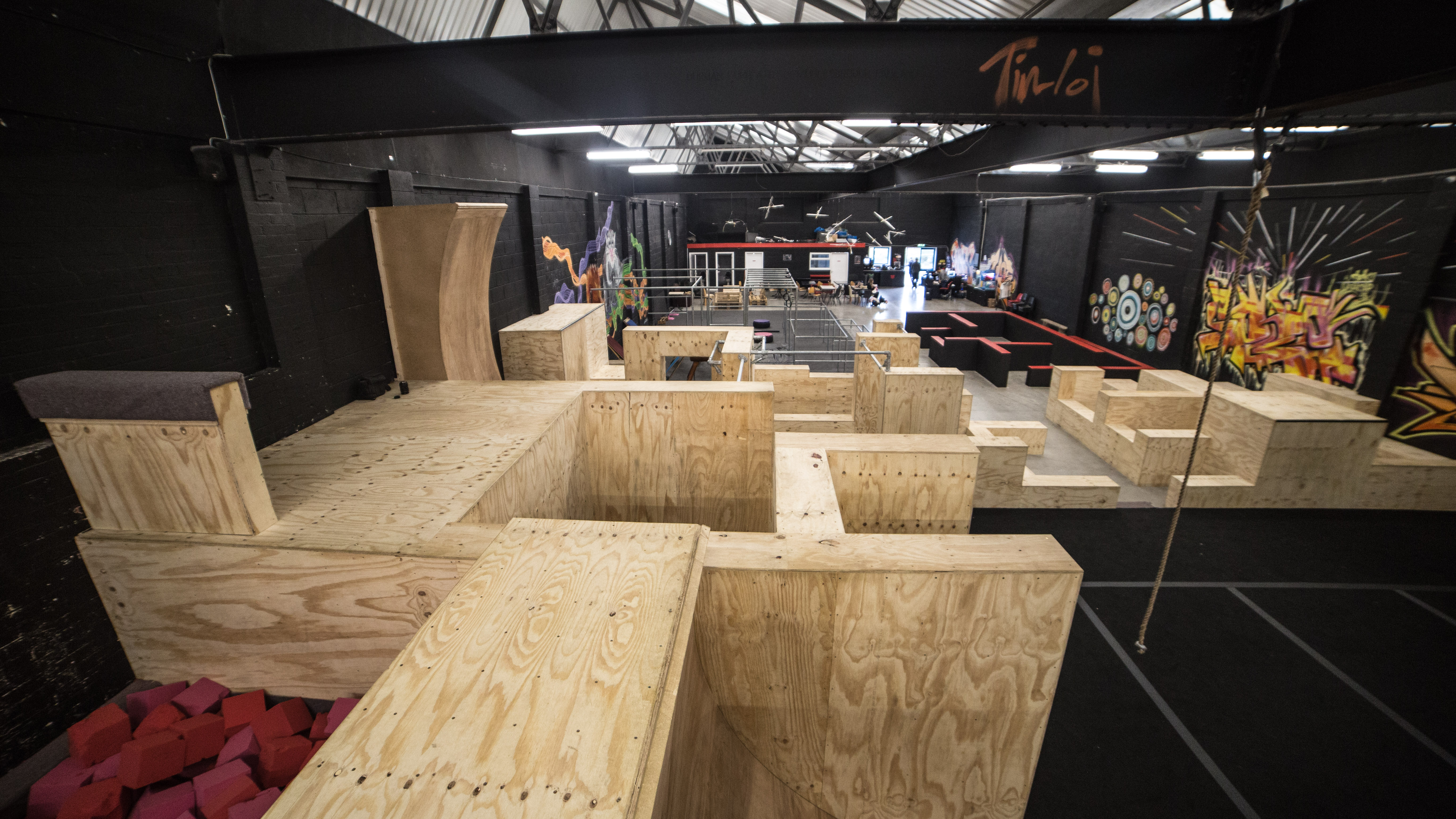 Fluidity Freerun Academy - Cardiff Parkour and Freerunning Center