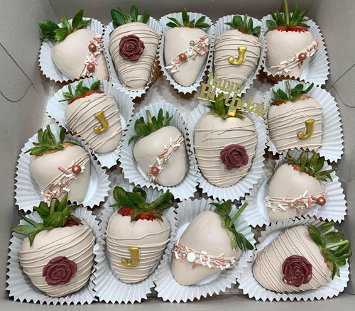 Dipped Strawberries: 1 Dozen | JD’s Jazzy Cakes