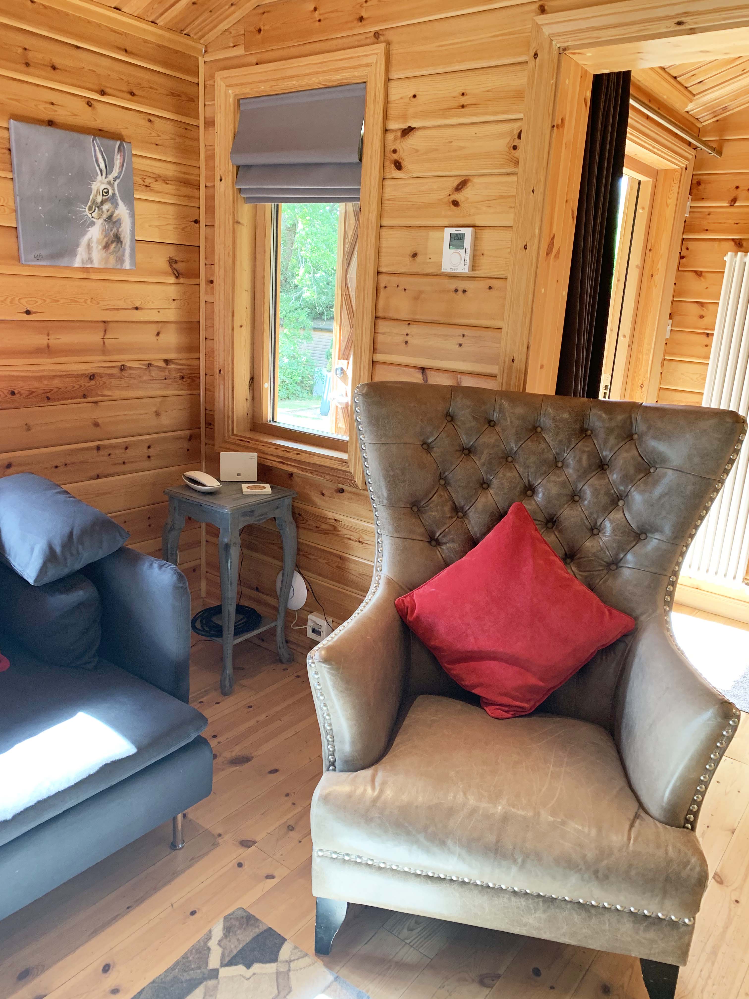 Blue Lodge, Whinstone View, Luxury Log Cabin, Great Ayton