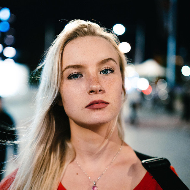 Interview - A Rollercoaster Life With Hayley Mengel