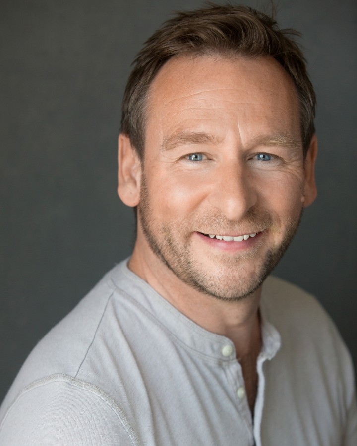 Edward Pinner - Headshots