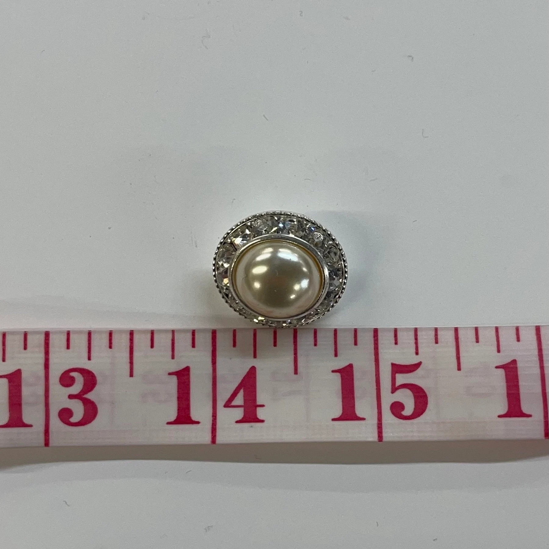 Onyx Austrian Crystal 3/4 inch buttons | Universal Fabric