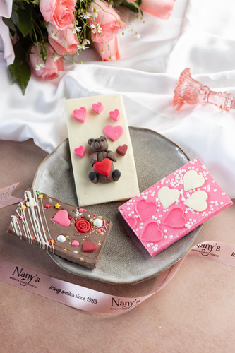 V- day Chocolate Bar | Nany's Bakery
