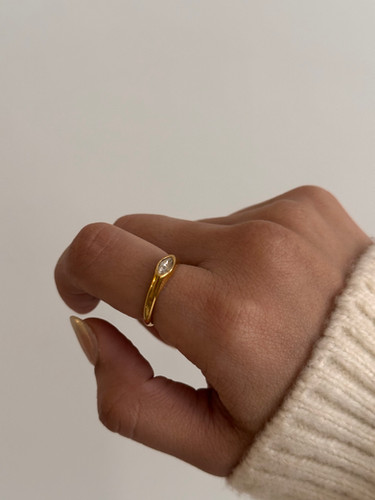 CAT EYE RING | SNA STUDIOS