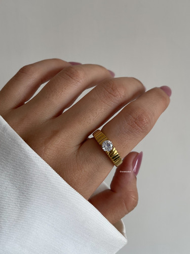 NICOLE RING | SNA STUDIOS