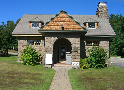 Hillview Free Library | Diamond Point