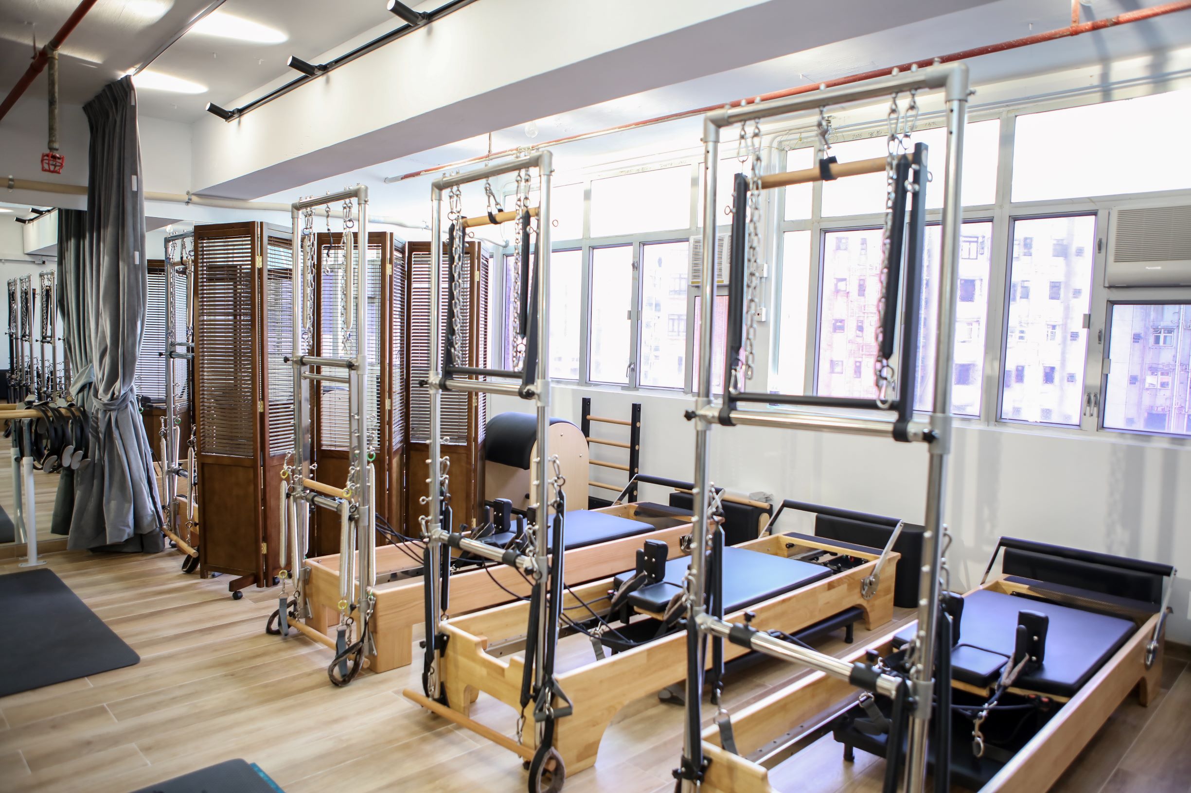 Pilates Edge | Pilates Studio for Women’s Fitness