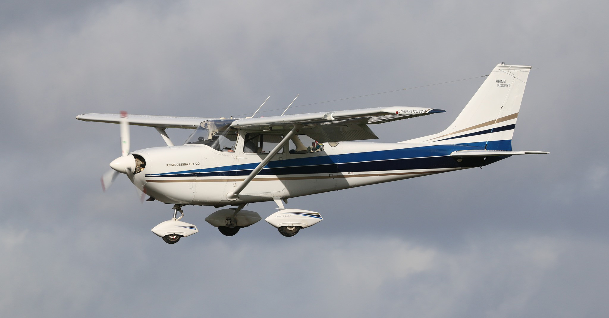 EASA PPL vs. LAPL: Which Pilot License Is Right for You? | Easy EASA