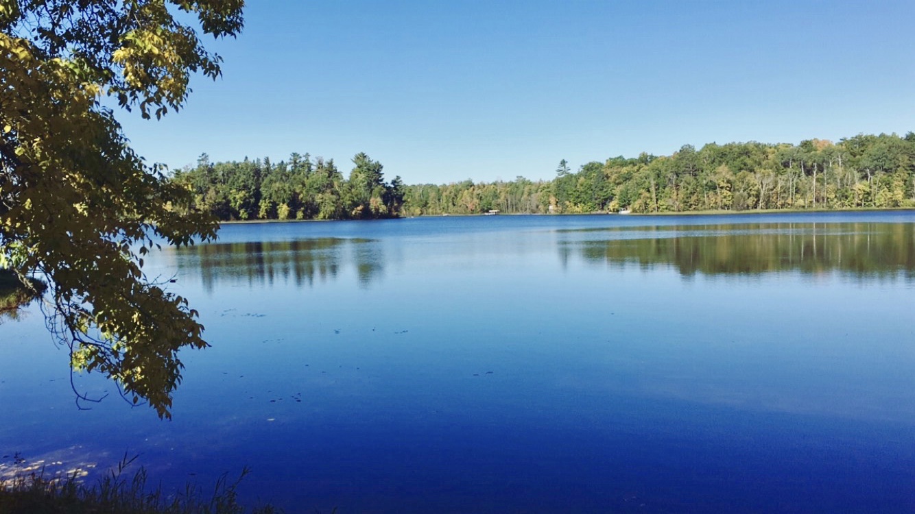 Hanging Horn Lakeside Resort | Photos | Videos