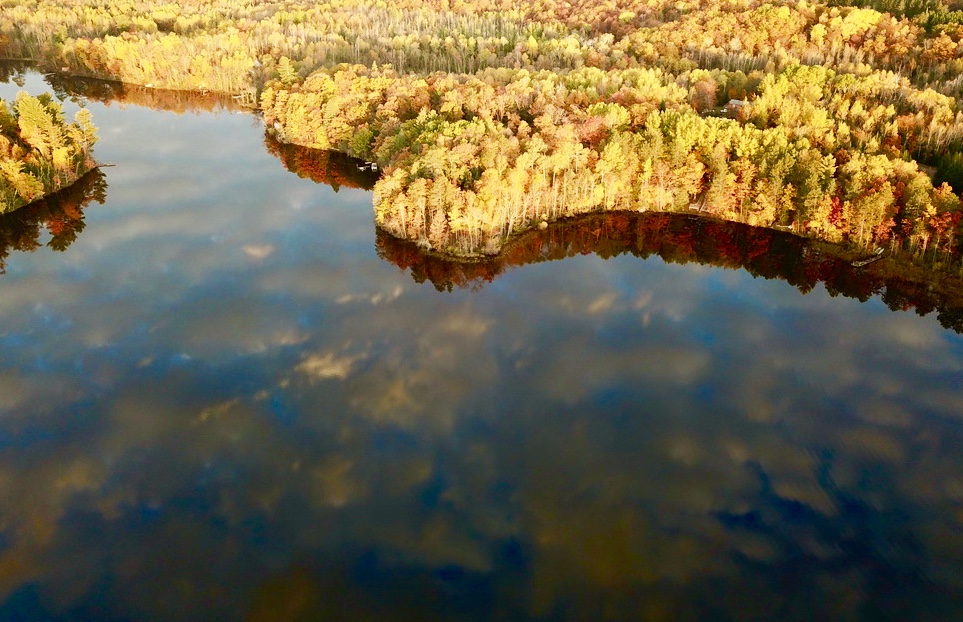 Hanging Horn Lakeside Resort | Photos | Videos