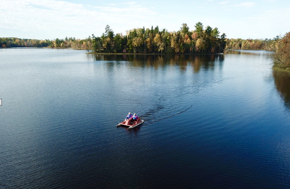 Hanging Horn Lakeside Resort | Photos | Videos