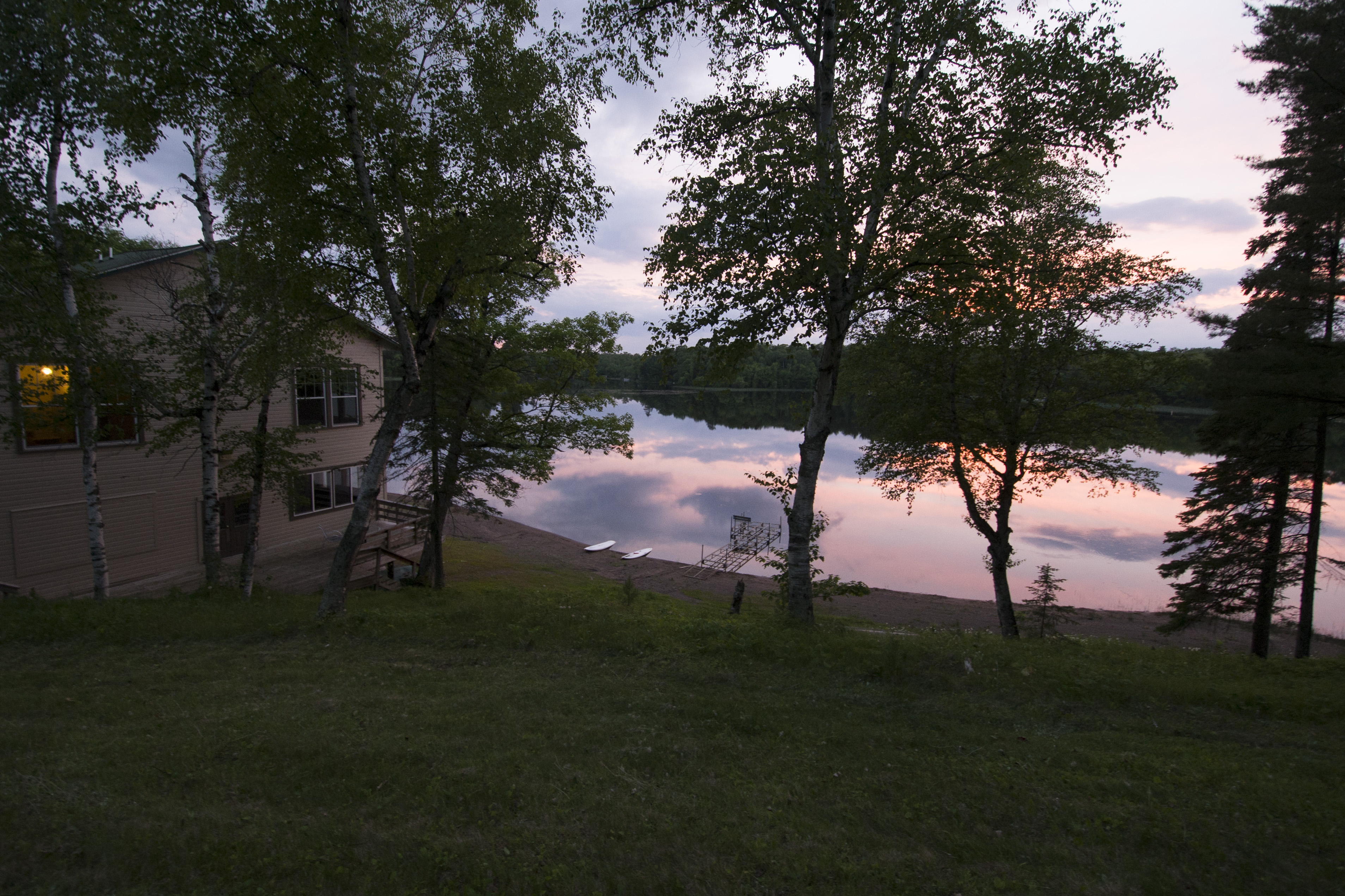 Hanging Horn Lakeside Resort | Photos | Videos