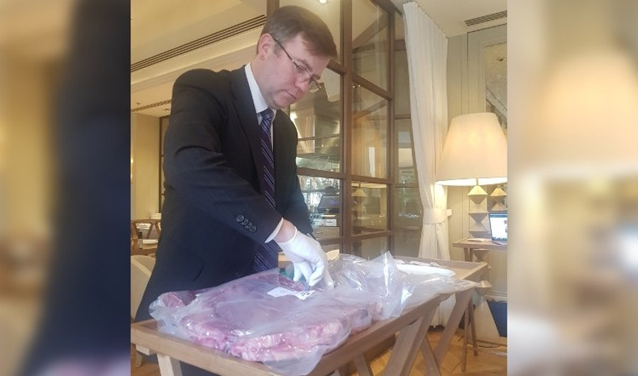 'World's First' DNA traceable steak travels from UK to Dubai...By Gwen ...