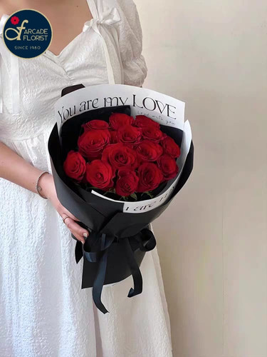 Chic Rose Bouquet 2 | Arcade Florist