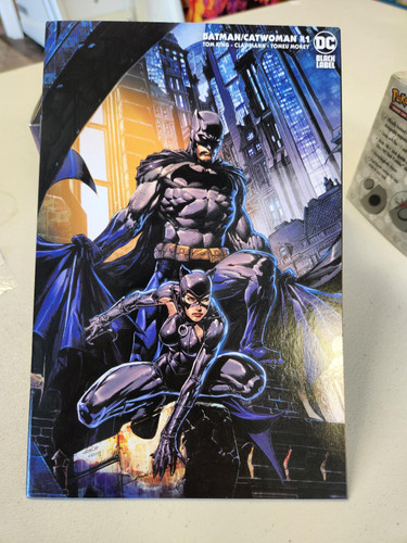 BATMAN / CATWOMAN #1 (DC 2022) David Finch / Unknown Comics variant | Screamingmonkey