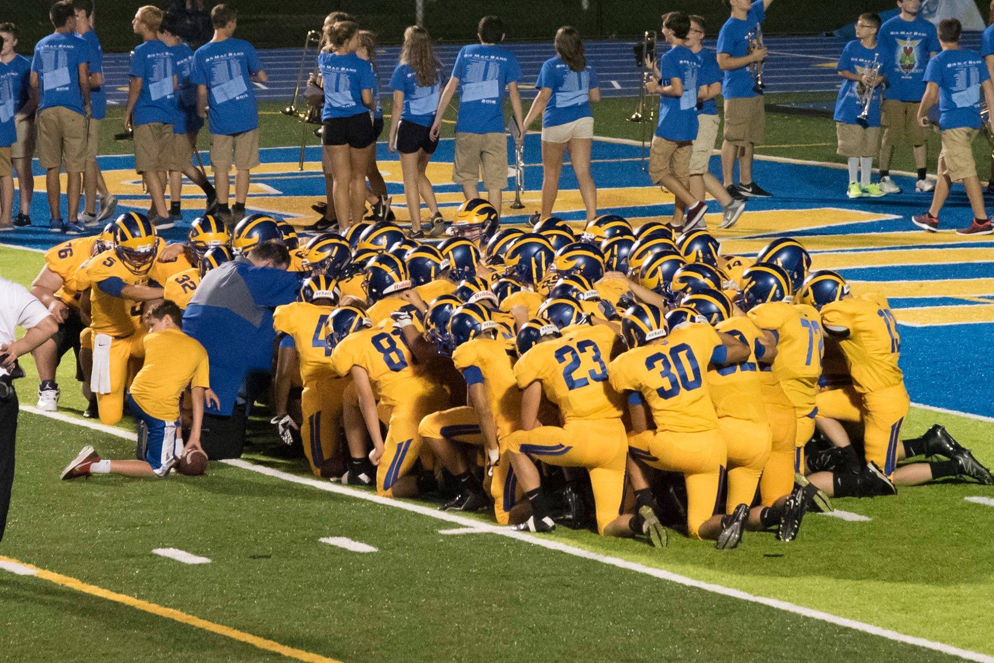 Canon Mac Big Mac Football Photo Gallery