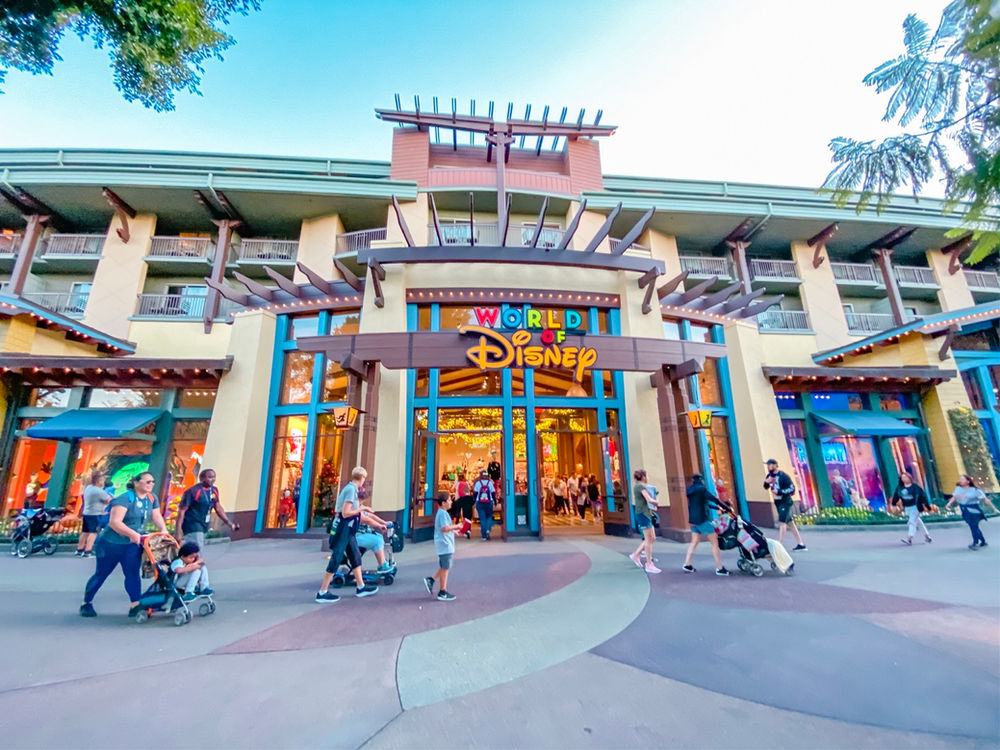 Guide To Downtown Disney District