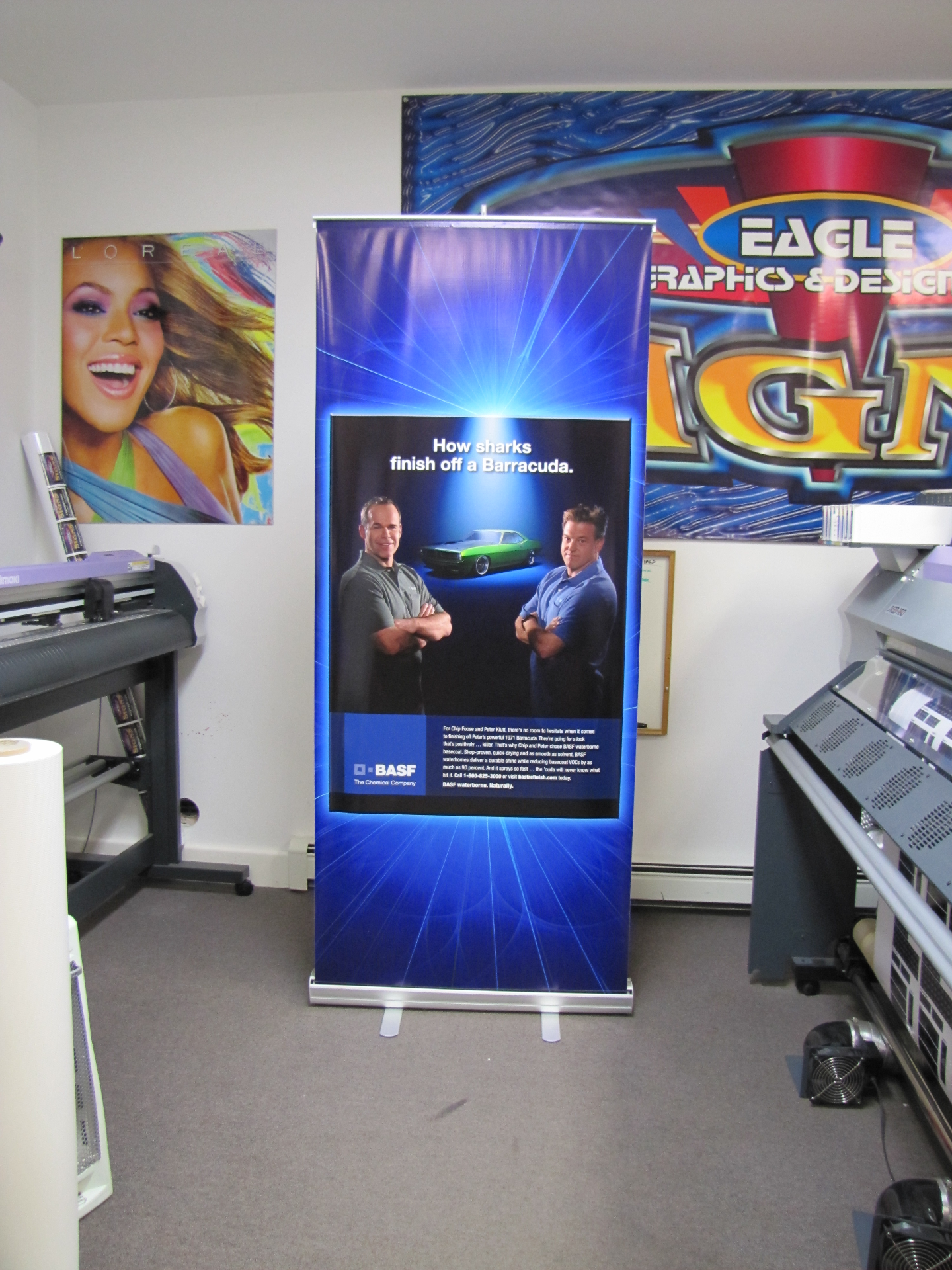 Eagle Graphics & Design, Inc. BANNER DISPLAYS Gallery Waterford, MI
