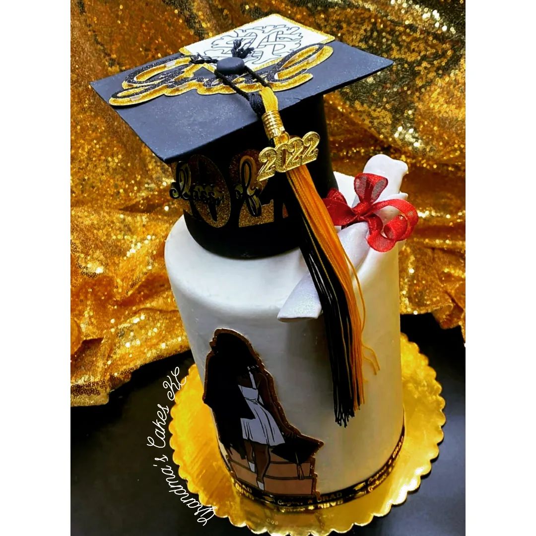 Graduation Themed Cake Plaques | Grandma's Cakes KC