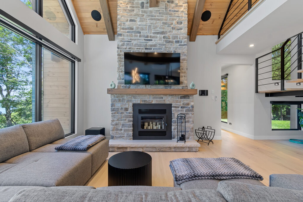 RENOSTONE - LEDGESTONE - FIREPLACE